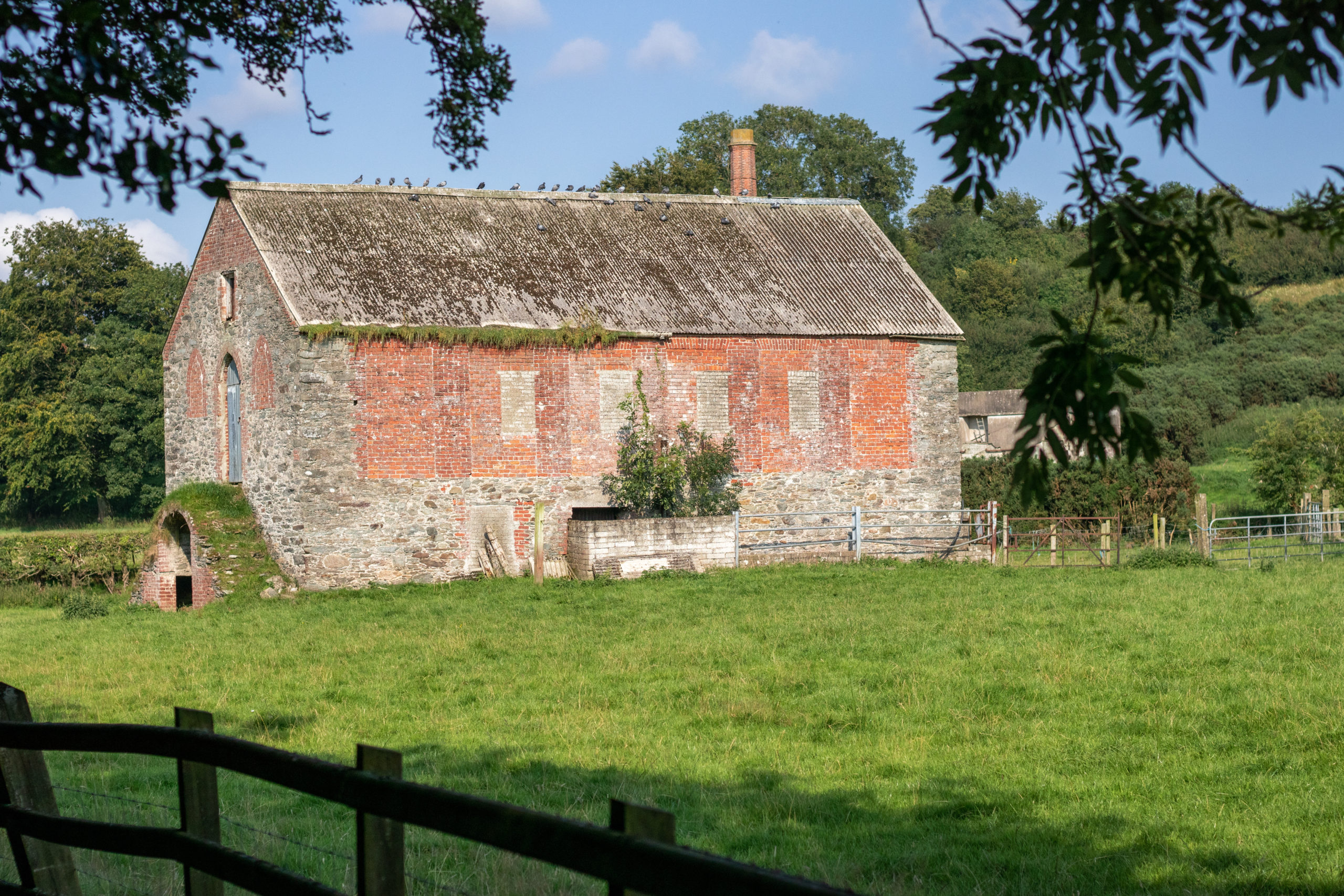 old barn in the countryside - UK Agricultural Finance